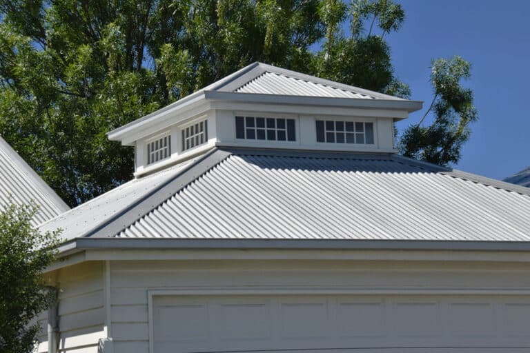 Choosing The Right Roof Colour For Your Climate
